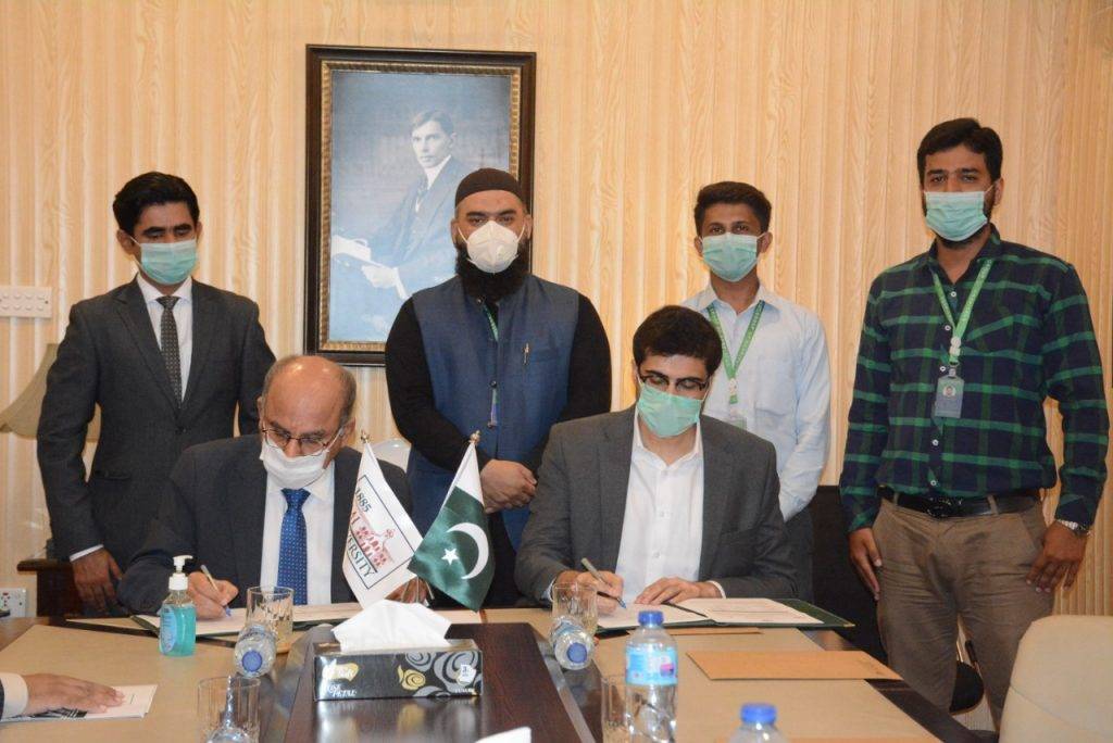 SMIU Inks MoU With Hashmani Hospital | Academia Magazine