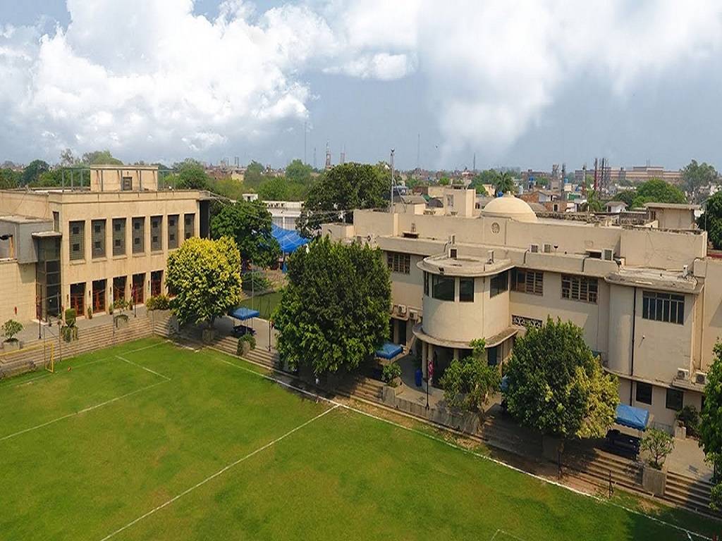 School Reviews Archives | Academia Magazine