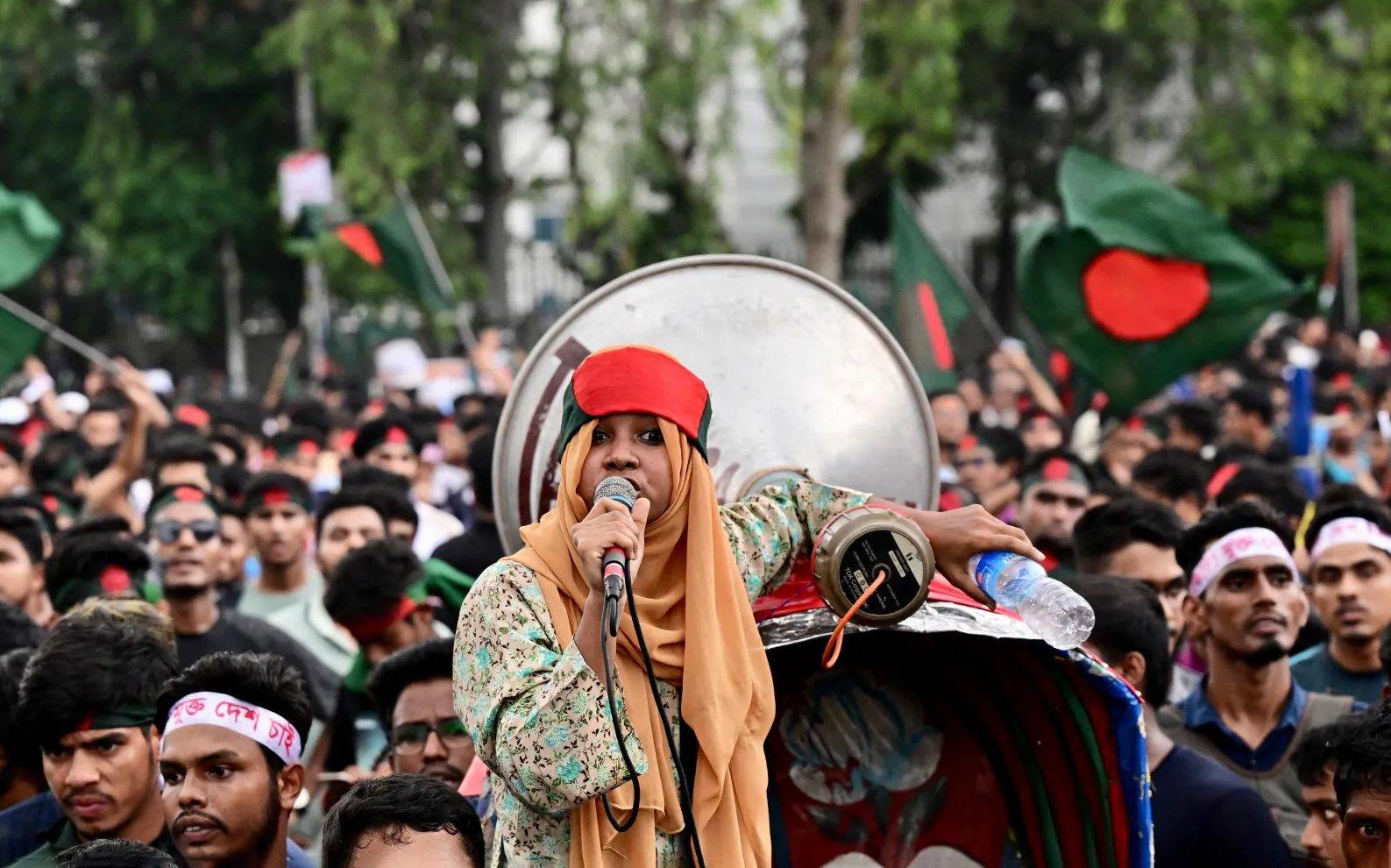 Academia Magazine | Academia Magazine