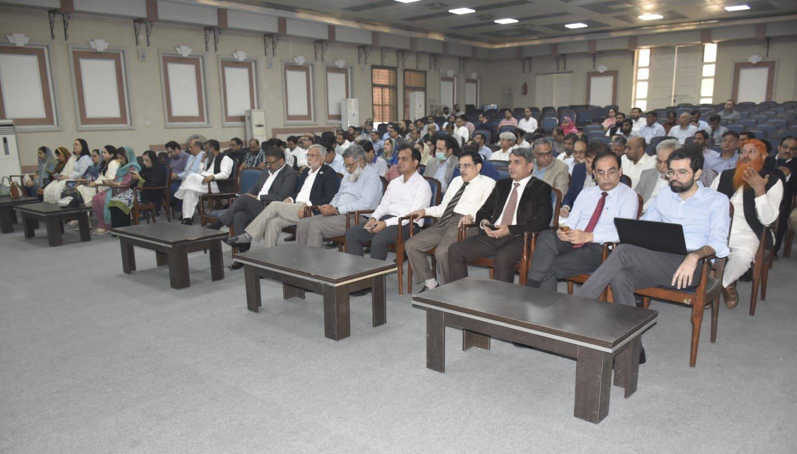 UET Approves New Academic Programs To Align With Industry Needs
