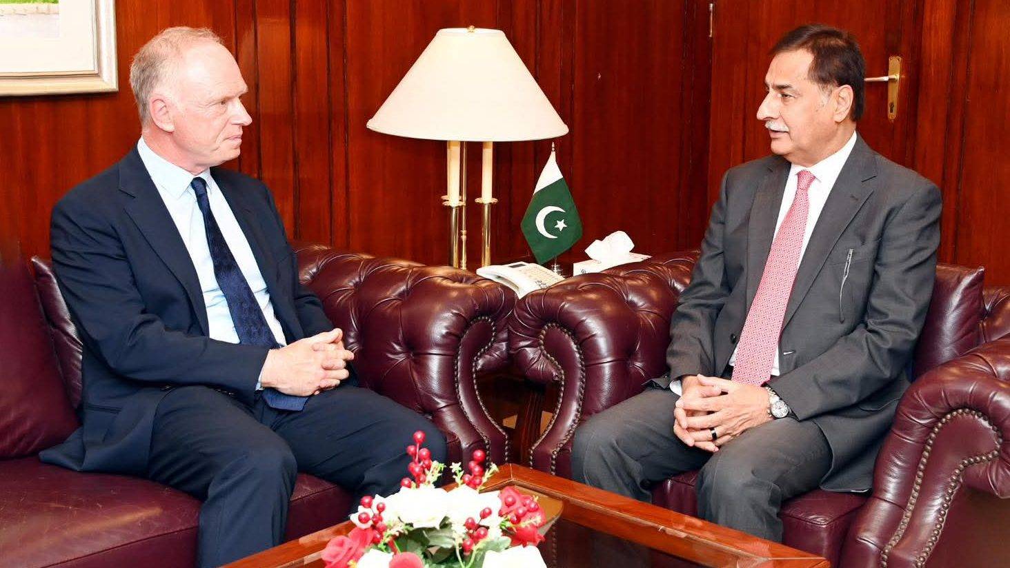 Cambridge CEO Meets Speaker NA To Strengthen Education Collaboration | Academia Magazine